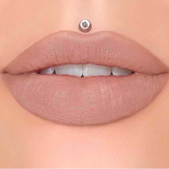 Jeffree Star | Makeup | Jeffree Star Celebrity Skin Og Velvet Trap Nib ...